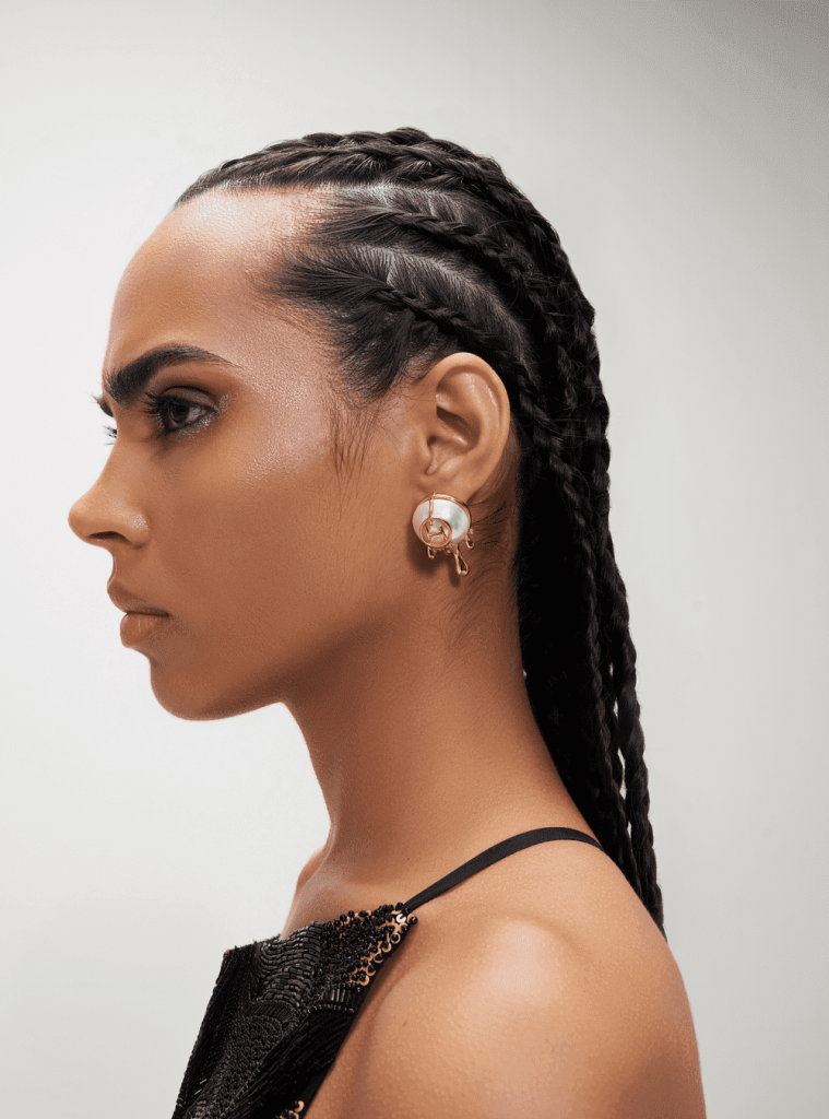 What Earrings Complement a Square Face Shape? – Outhouse Jewellery