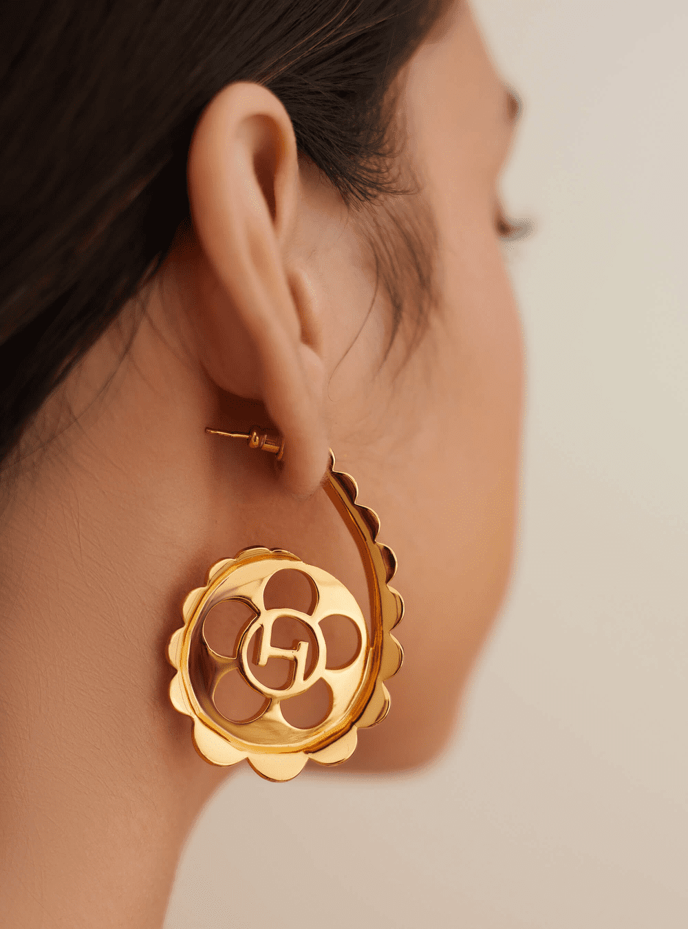 Best Earrings for a Square Face Shape – Outhouse Jewellery