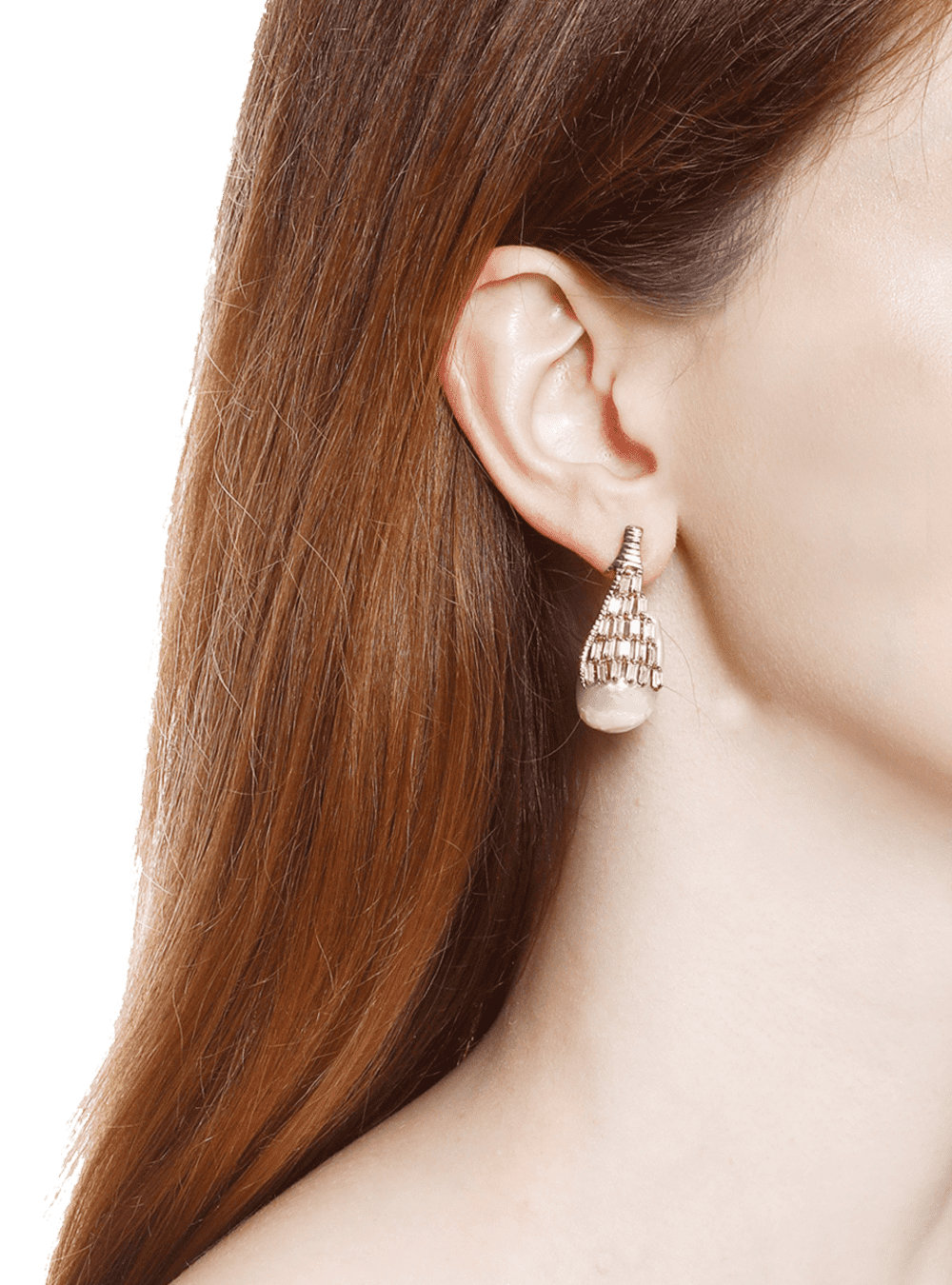 Chic Earrings That Look Fabulous With Short Hair Style – Outhouse Jewellery