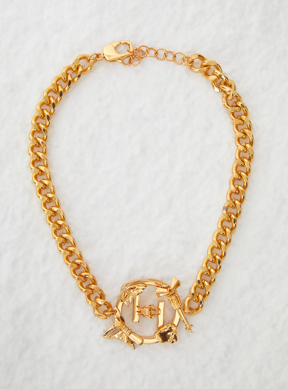 A Stylish Guide to Different Types of Chokers [2023] – Outhouse Jewellery