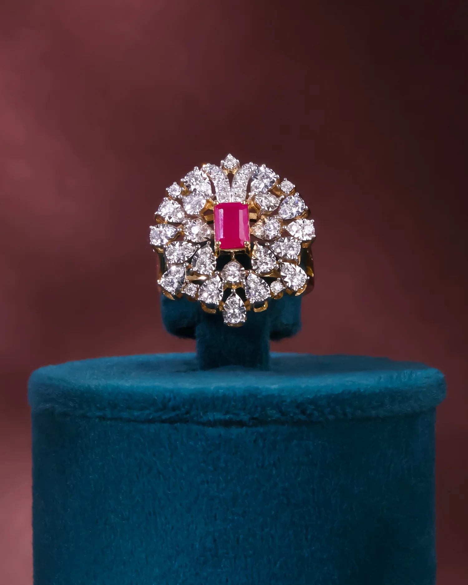 Which Hand Does the Marriage Ring Go On? Right or Left? – Tyaani ...