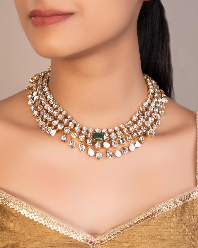 Necklaces That Make Any White Gown Look Instantly Regal (2026) – Tyaani ...